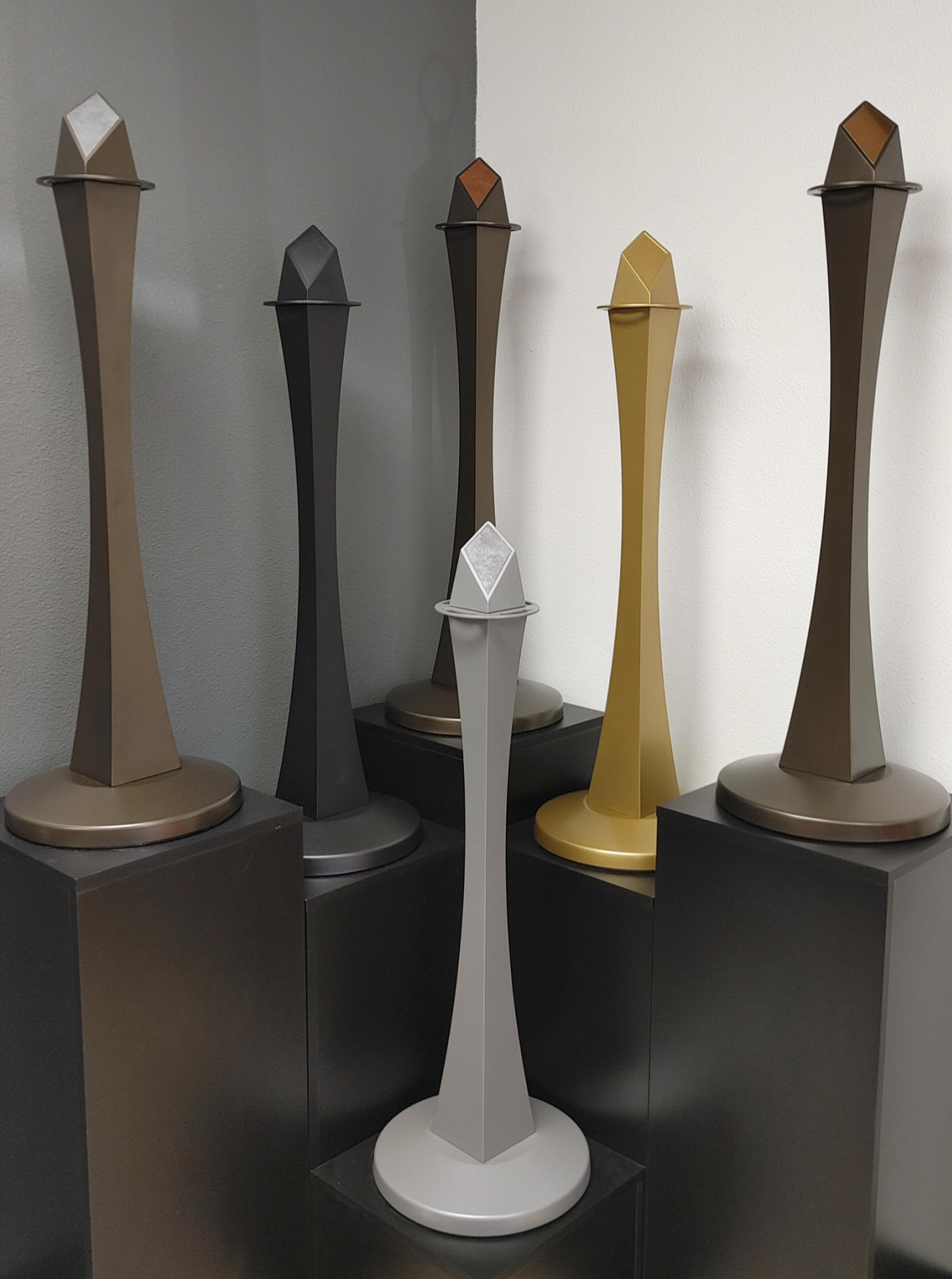 Decorative Luxurious Stanchions for Luxury Hotel Lobbies, Casinos, Museums